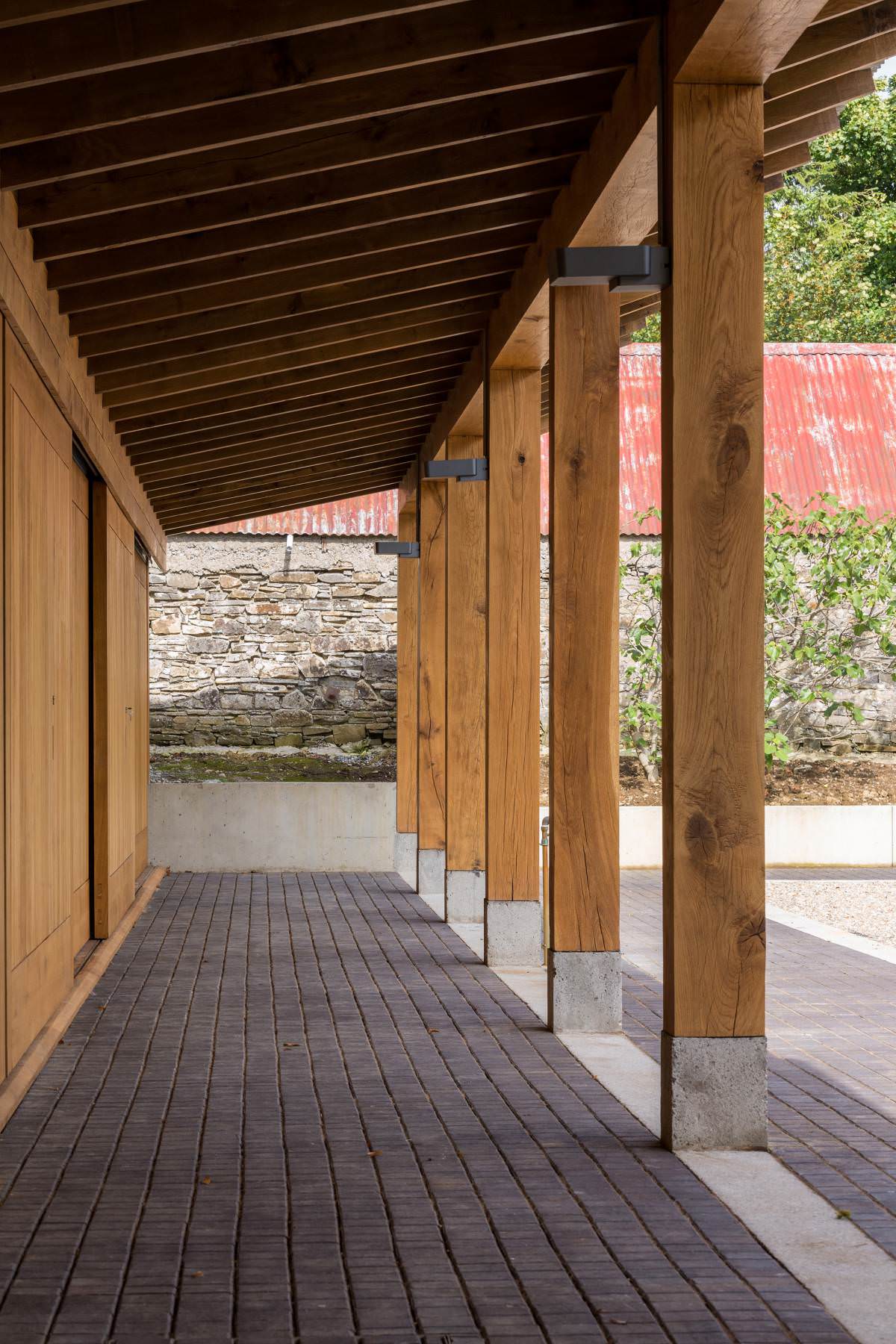 Tara | Lawrence & Long Architects